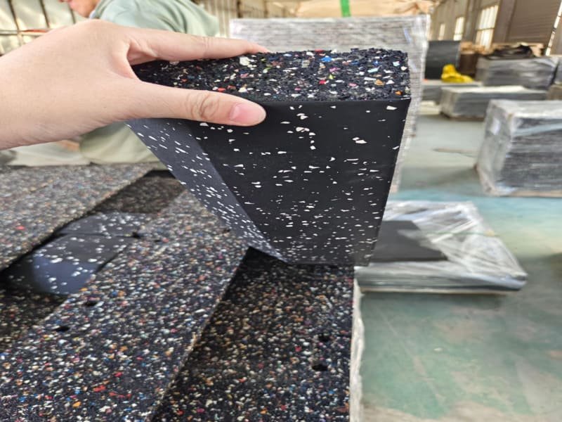 How Do You Reduce Freight Cost for Rubber Flooring - MF FLOOR
